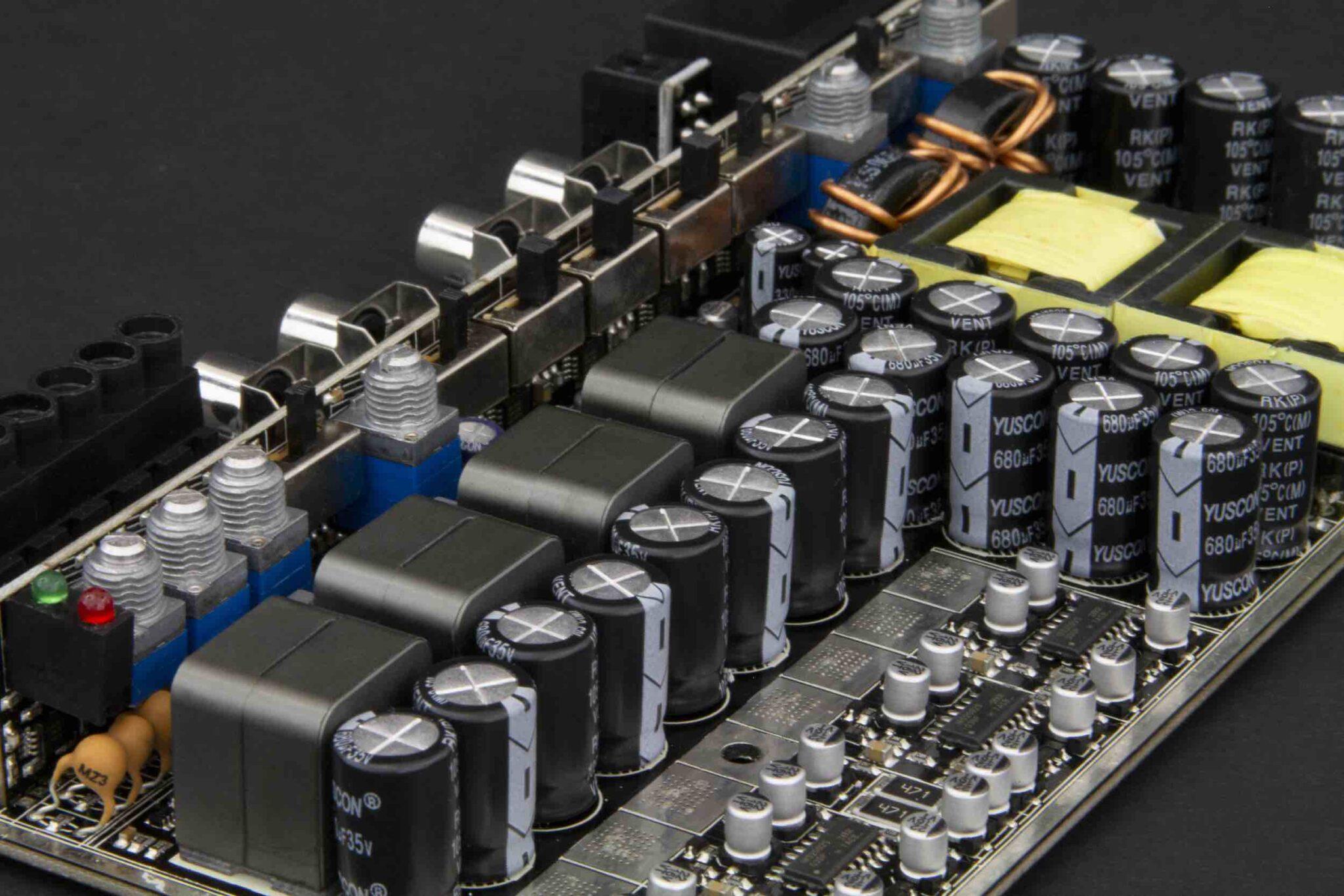 Audiofrog amplifiers - Audiofrog